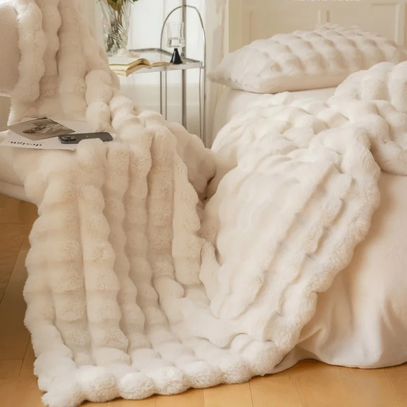 Plaid imitation fourrure texturé • Moment Cocooning
